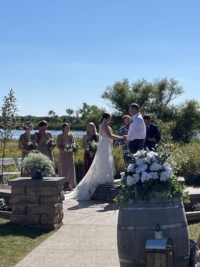 Weddings - Painted Prairie Vineyard